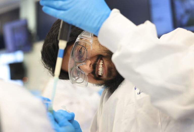 Biological Sciences BSc (Hons) | Courses | University of Liverpool